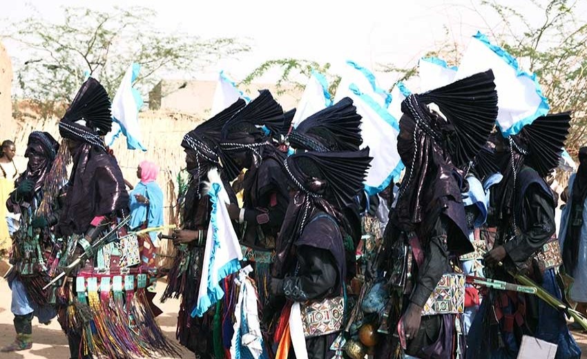 Niger Gerewol Tour with Tuareg Indigo dance special Bianou,10 Days ...